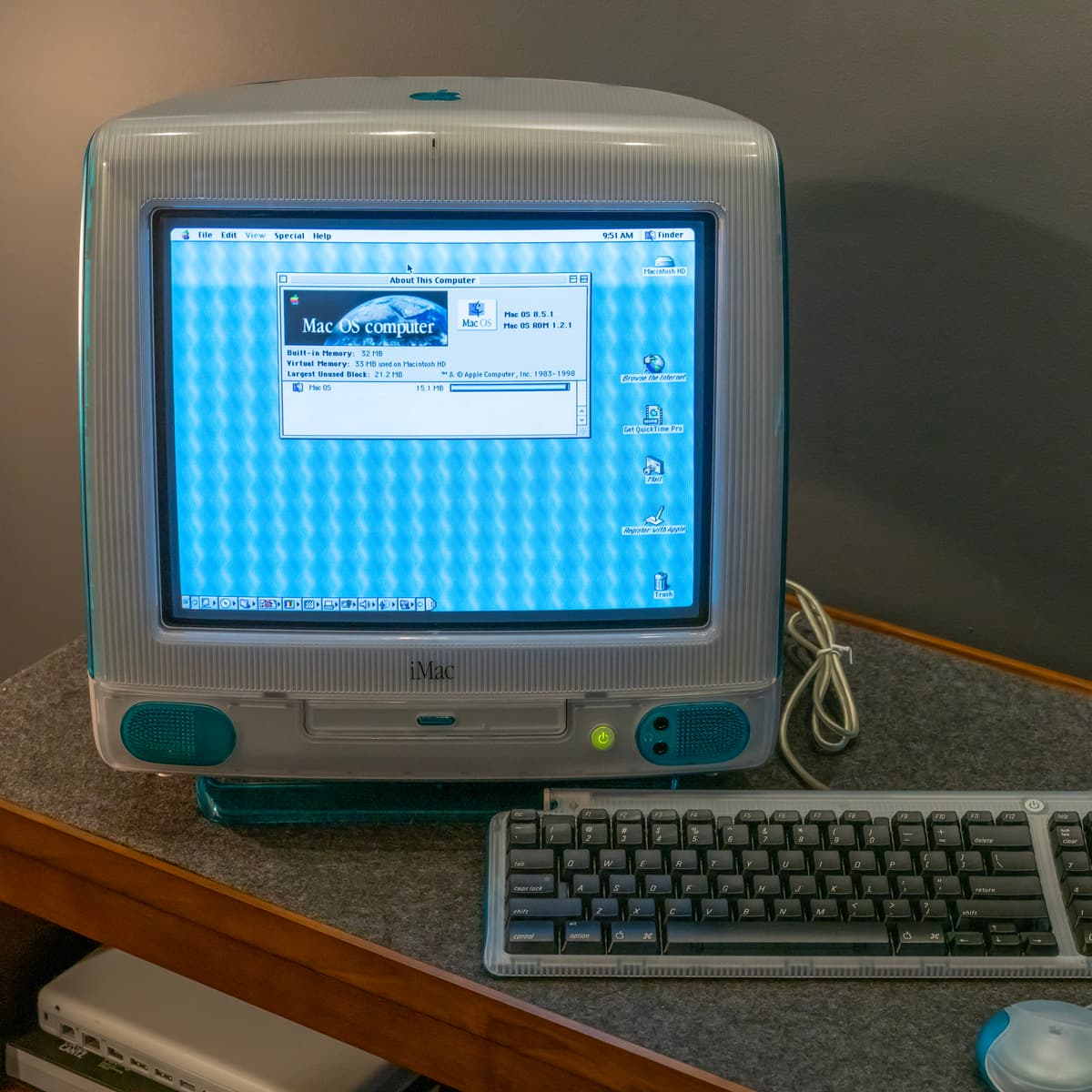Apple iMac G3 | Paul Stamatiou
